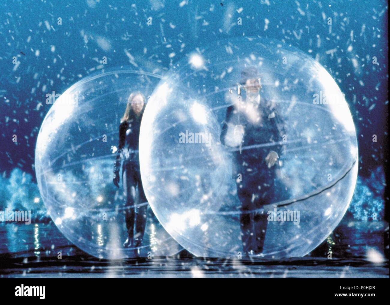 The avengers 1998 uma thurman -Fotos und -Bildmaterial in hoher ...