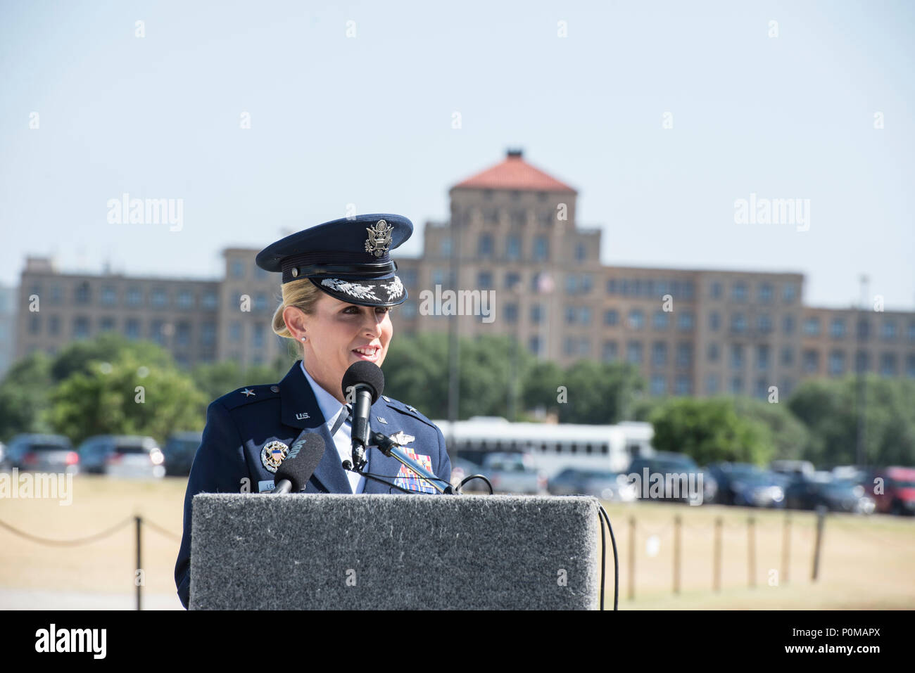 Us Air Force Brig. Gen. Laura L. Lenderman, die Neue 502Nd Air Base ...