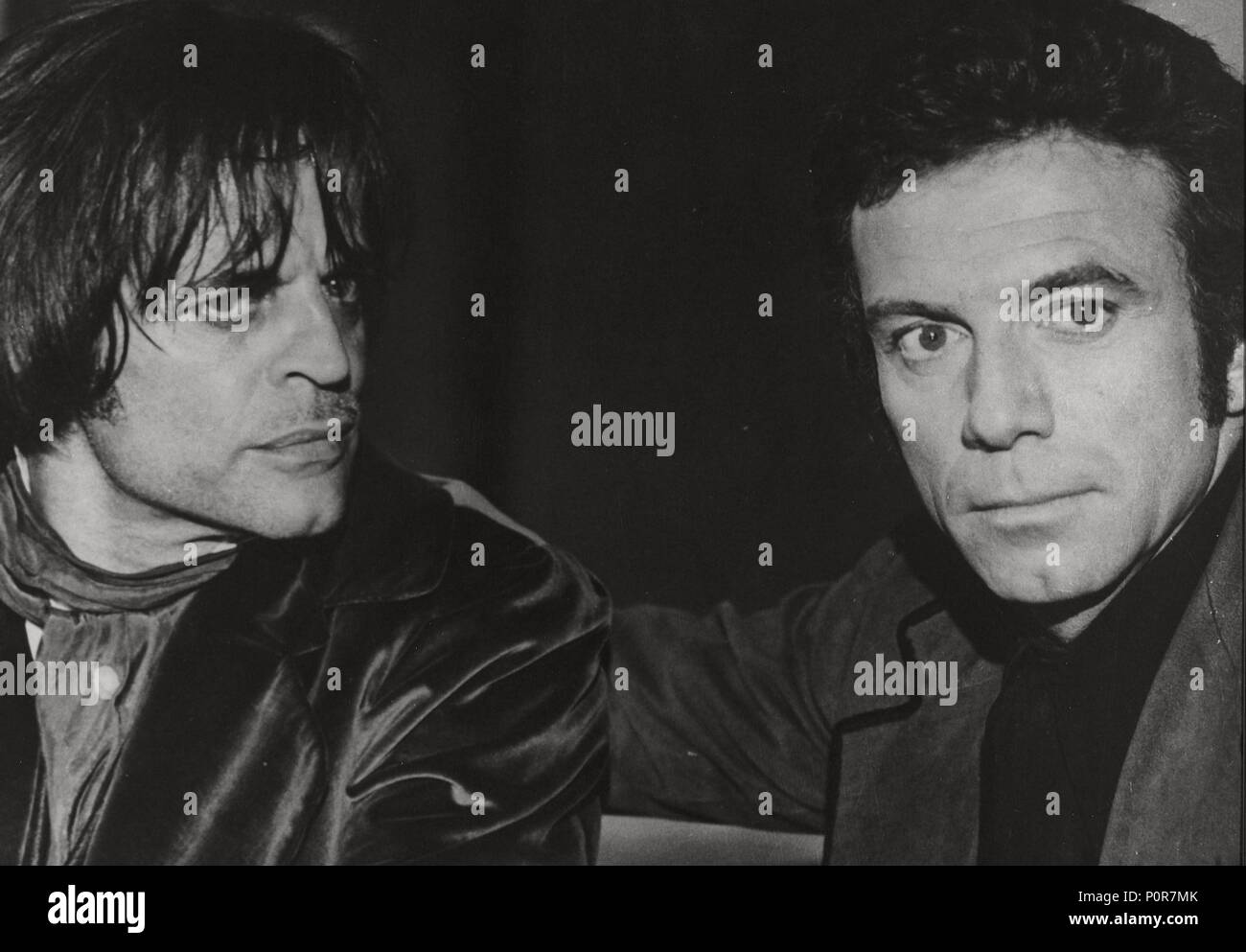 Original Film Titel: NELLA STRETTA MORSA DEL RAGNO. Englischer Titel ...