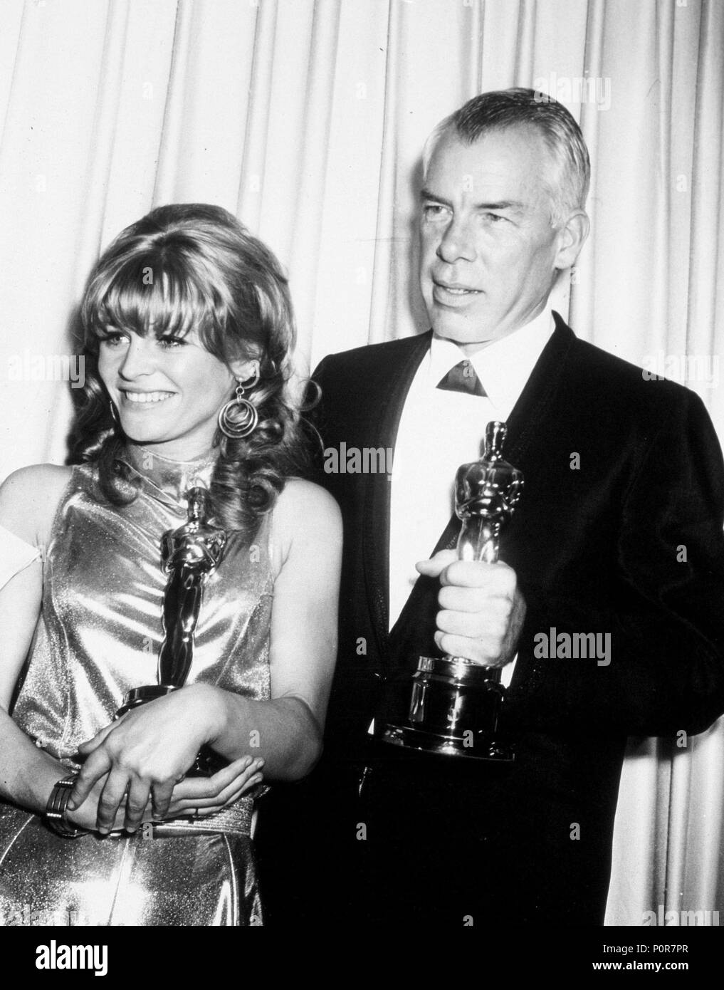 Julie christie 1966 -Fotos und -Bildmaterial in hoher Auflösung – Alamy