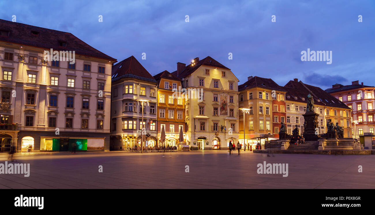 Graz at night -Fotos und -Bildmaterial in hoher Auflösung - Seite 3 - Alamy