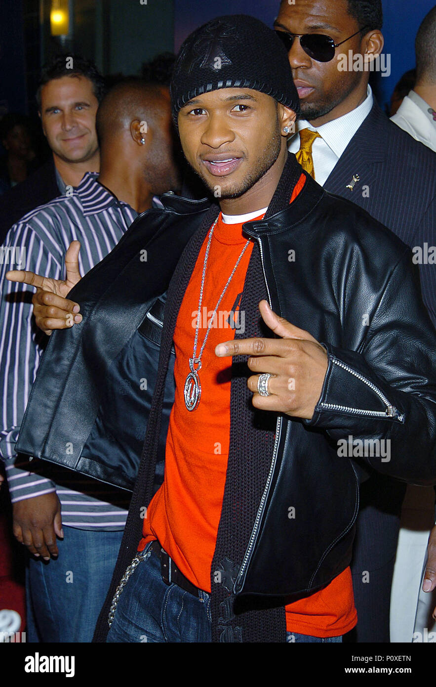 02 usher061 roter teppich event -Fotos und -Bildmaterial in hoher Auflösung – Alamy