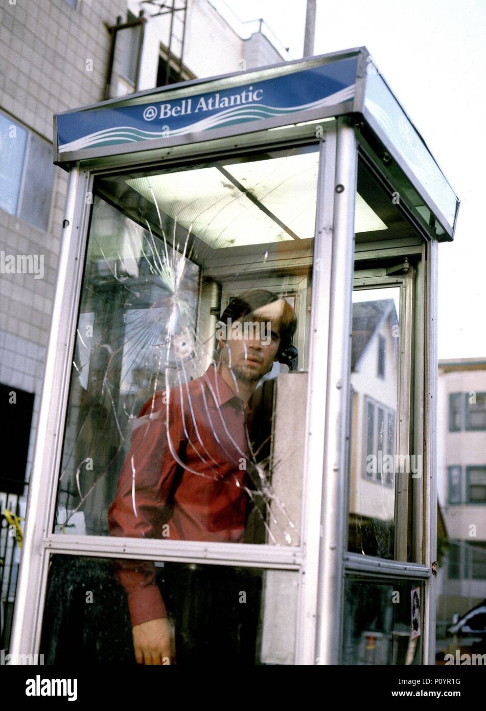 Colin farrell phone booth 2002 -Fotos und -Bildmaterial in hoher ...