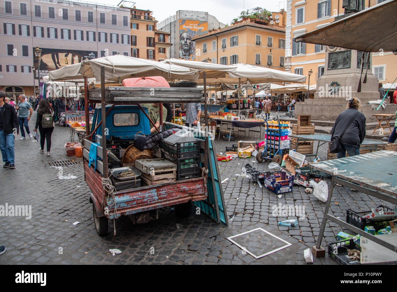 Campo de' Fiori Markt nach Stunden, Rom, Italien Stockfotografie - Alamy