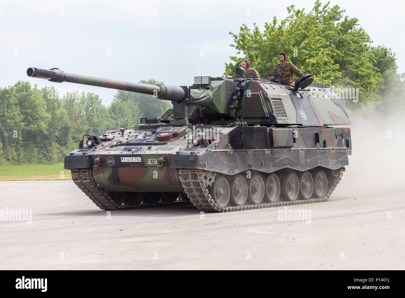 Panzerhaubitze 2000 -Fotos und -Bildmaterial in hoher Auflösung – Alamy