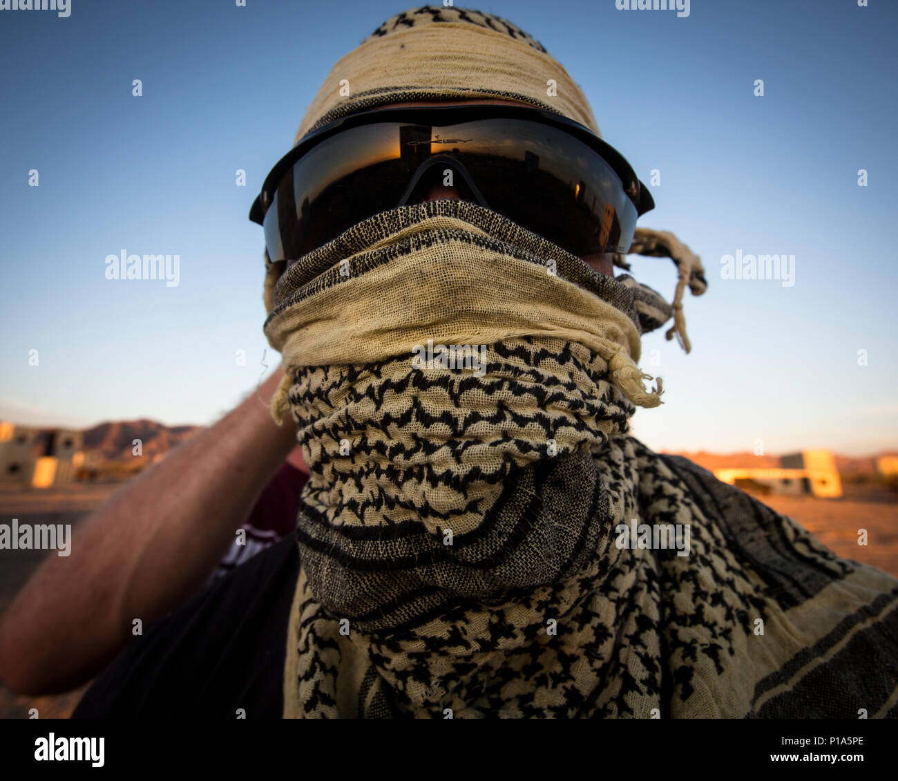 Us Marine Corps Cpl. Justin Roman, ein Gewehr Marine mit Echo ...