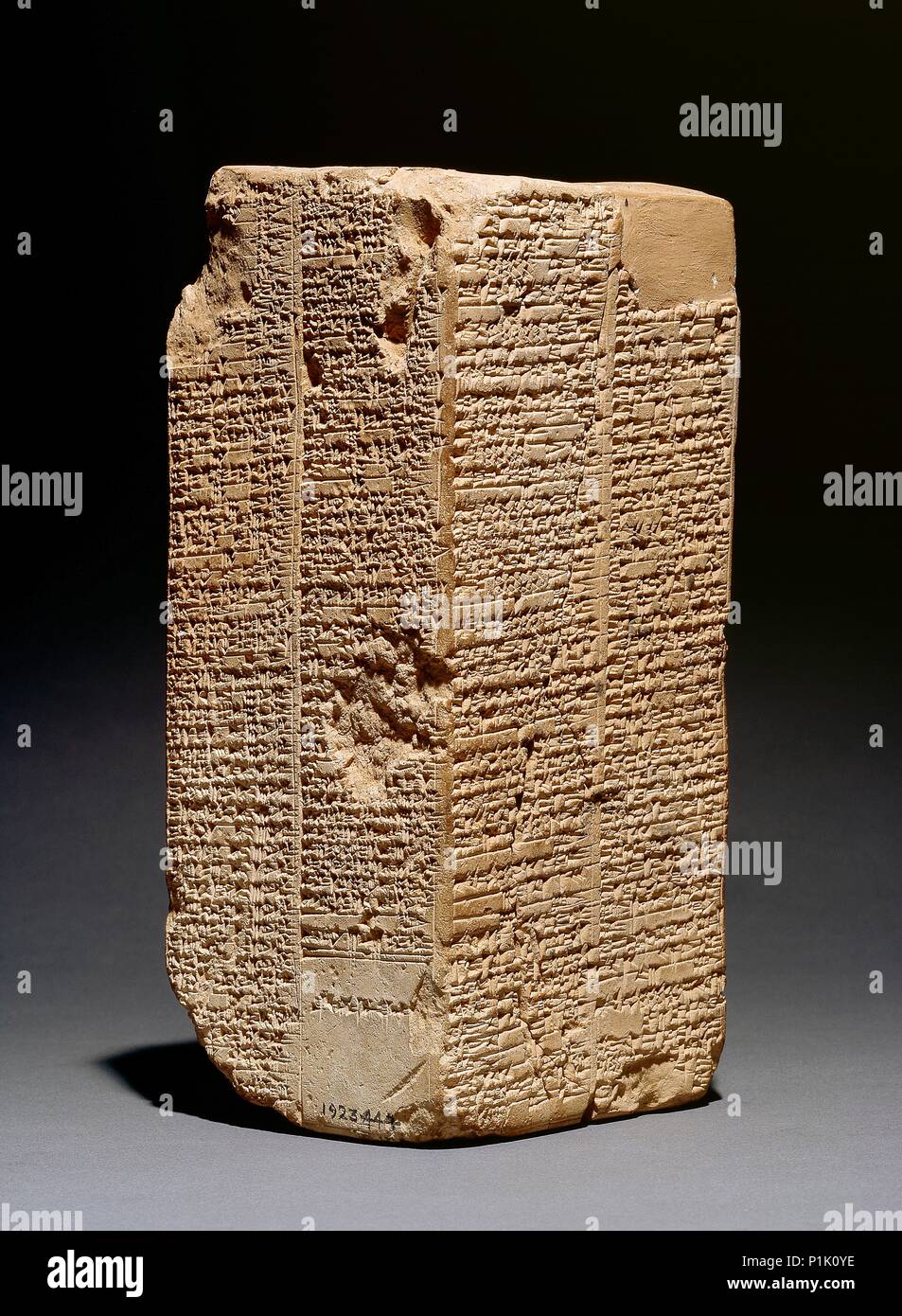 Sumer cuneiform -Fotos und -Bildmaterial in hoher Auflösung – Alamy