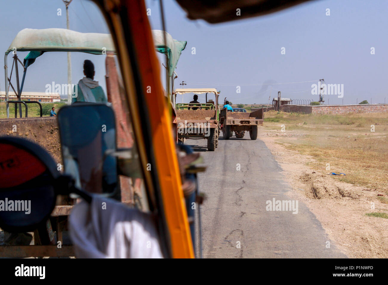 Indische traktoren -Fotos und -Bildmaterial in hoher Auflösung – Alamy