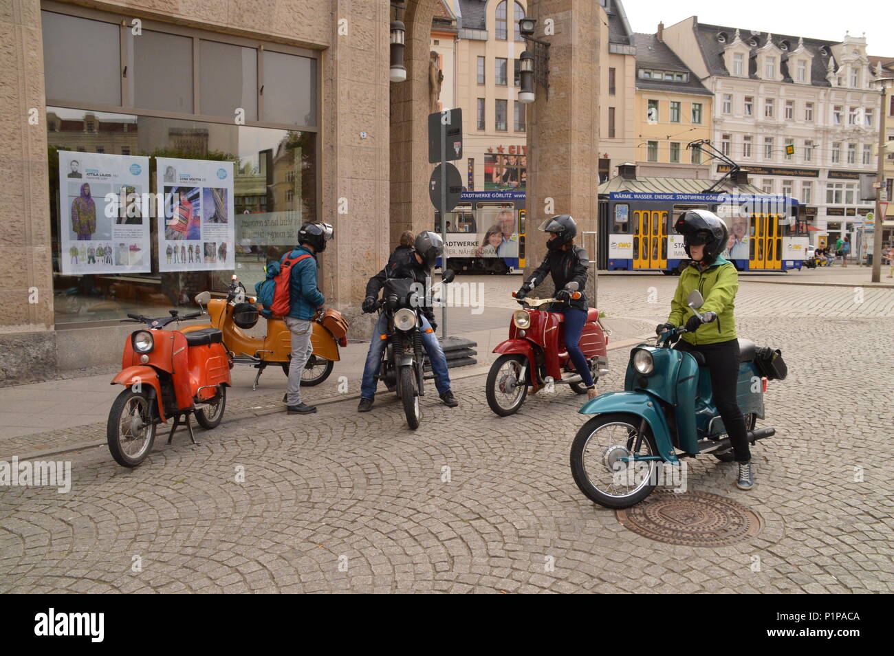 Ddr Moped Stockfotos und -bilder Kaufen - Alamy