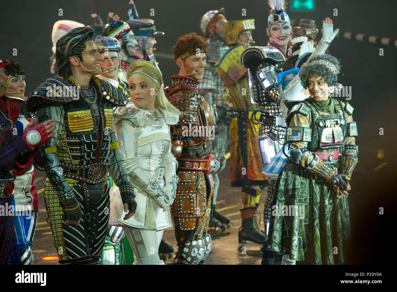 Starlight express pearl -Fotos und -Bildmaterial in hoher Auflösung – Alamy
