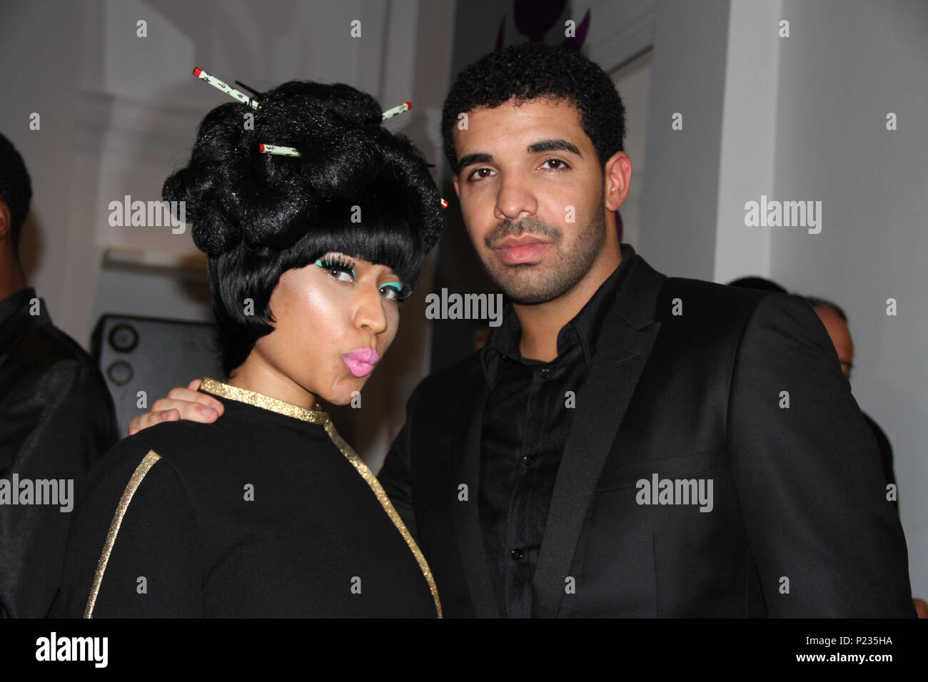 Drake nicki minaj store
