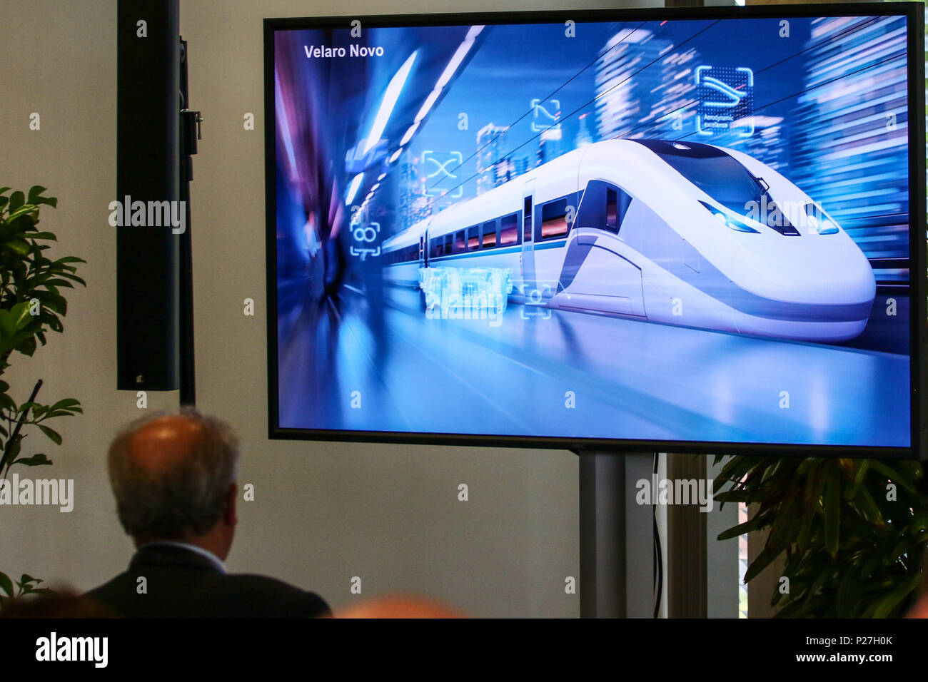 Velaro novo -Fotos und -Bildmaterial in hoher Auflösung – Alamy