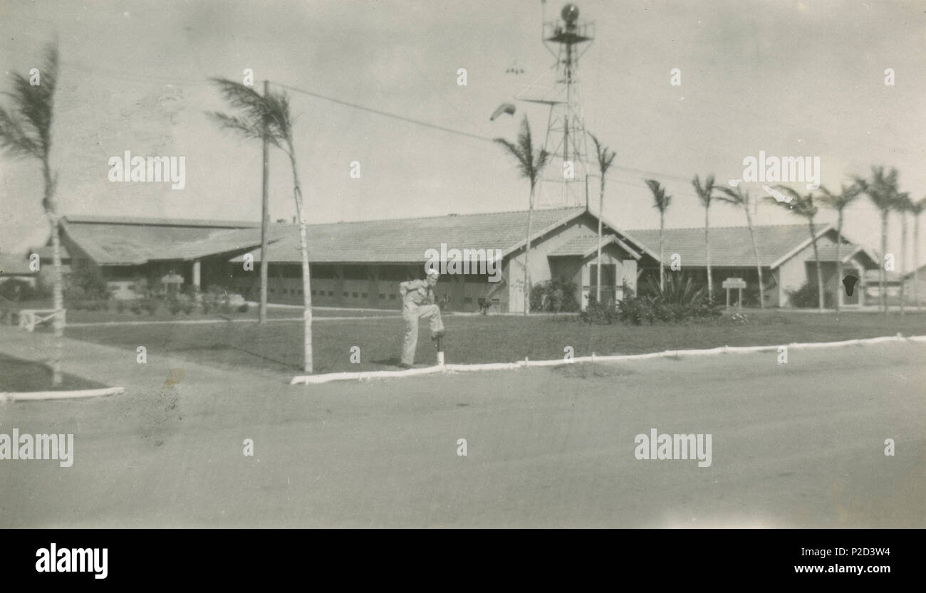 Offizier cafeteria -Fotos und -Bildmaterial in hoher Auflösung – Alamy