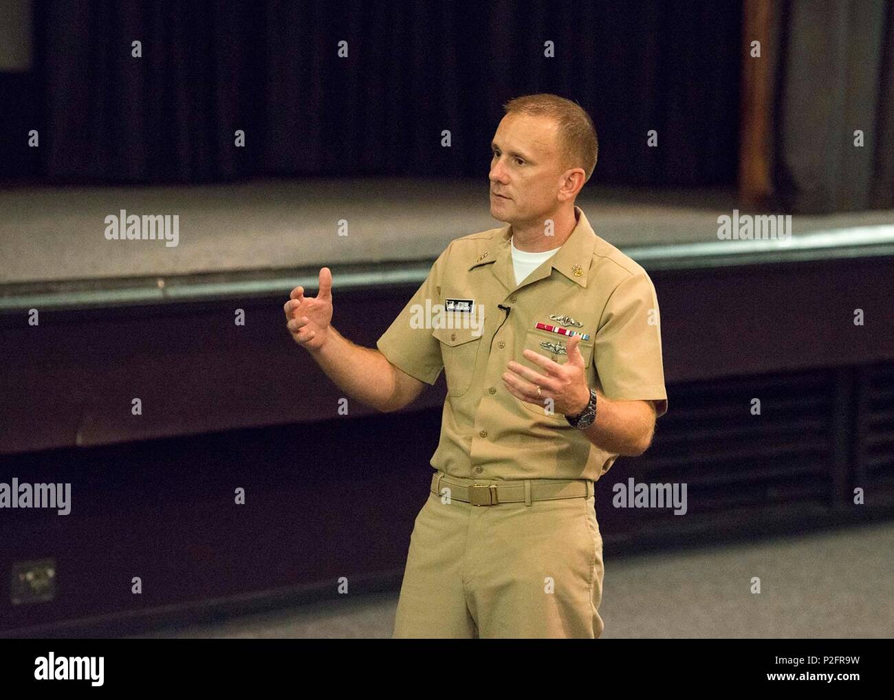 160922-N-KV 911-058 JOINT BASE Pearl Harbor - HICKAM, Hawaii (Sep. 22 ...