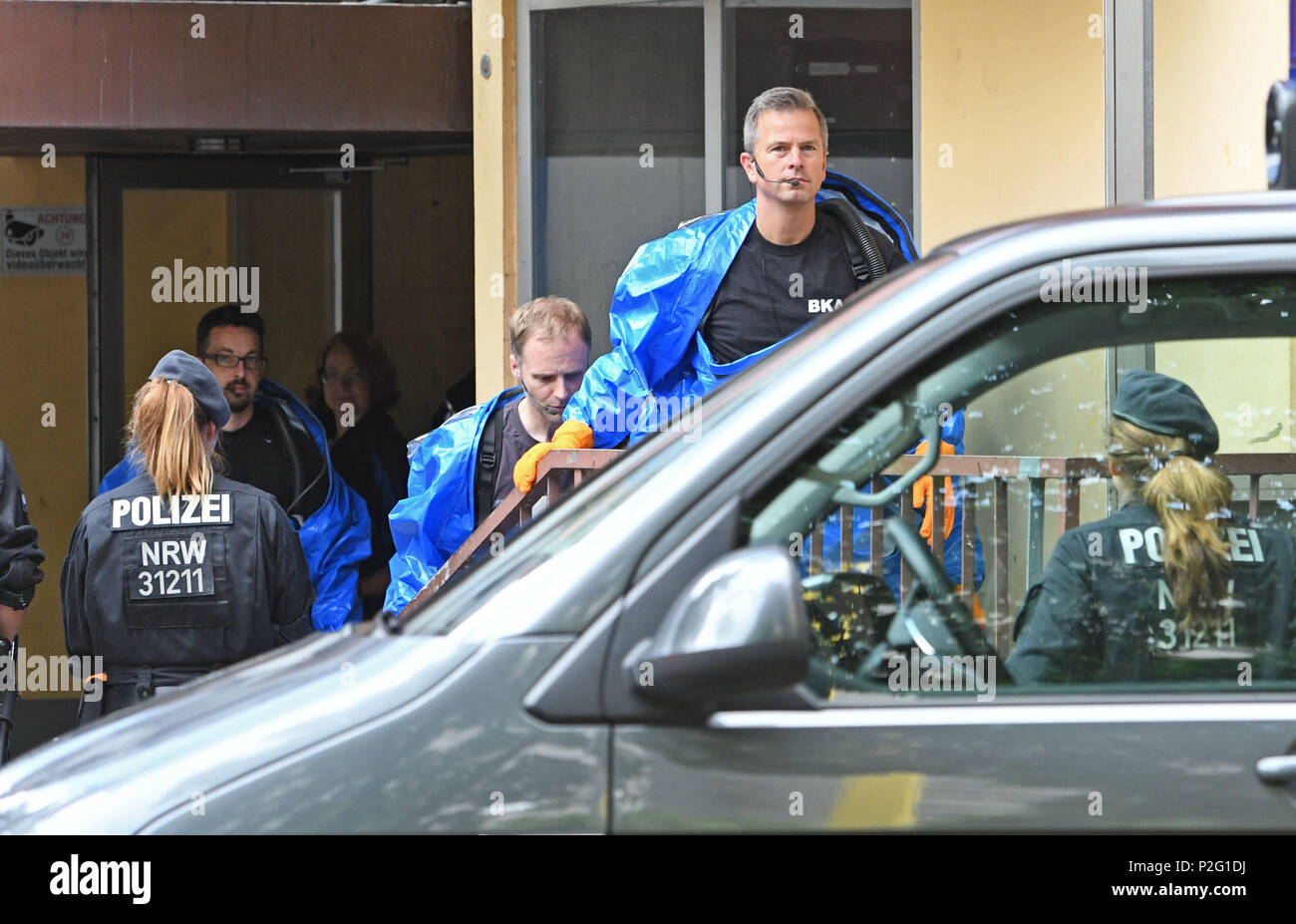 15 Juni 2018, Deutschland, Köln: BKA (Bundeskriminalamt) Offiziere in ...