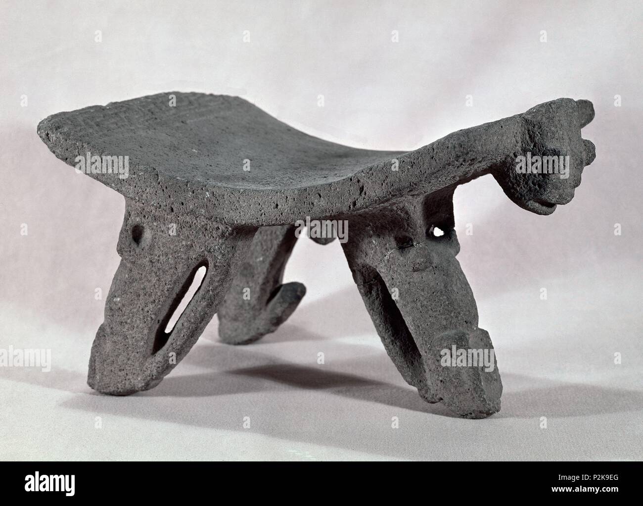 METATE - CULTURA CHOROTEGA COSTA RICA - PIEDRA PARA MOLER MAIZ Y PARA ...