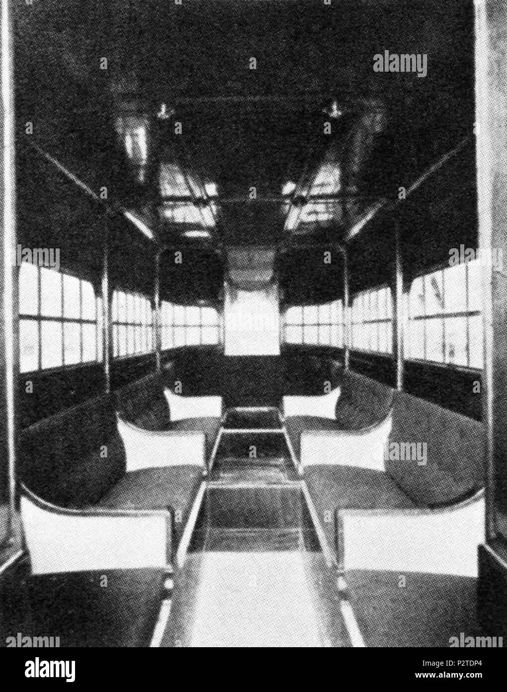 . Englisch: Lower Main Passagierkabine der Italienische Caproni Ca.48 ...