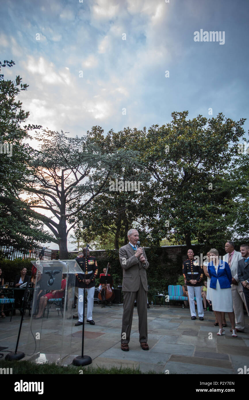 Die 18 Sergeant Major des Marine Corps, Ronald L. Grün, Hosts ein Abend ...