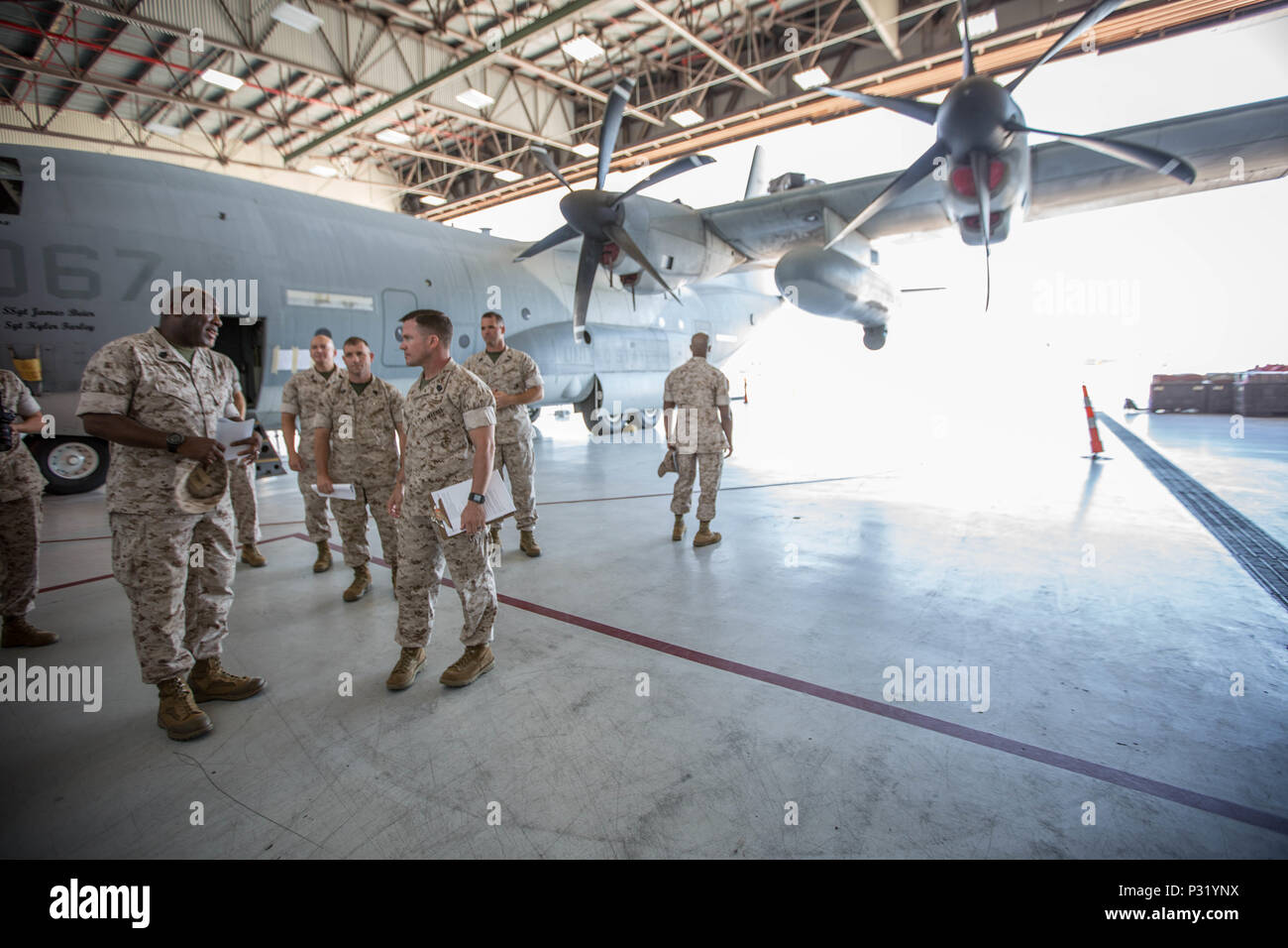 Die 18 Sergeant Major des Marine Corps, Ronald L. Grün, besuche Marines ...