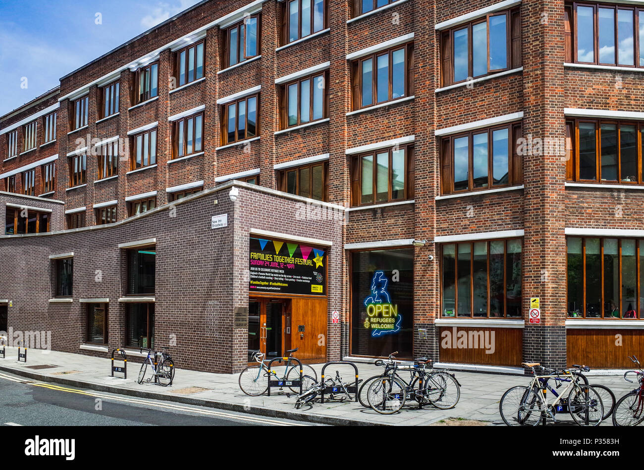 Amnesty International HQ Headquarters at 25 New Inn Yard, London EC2A ...