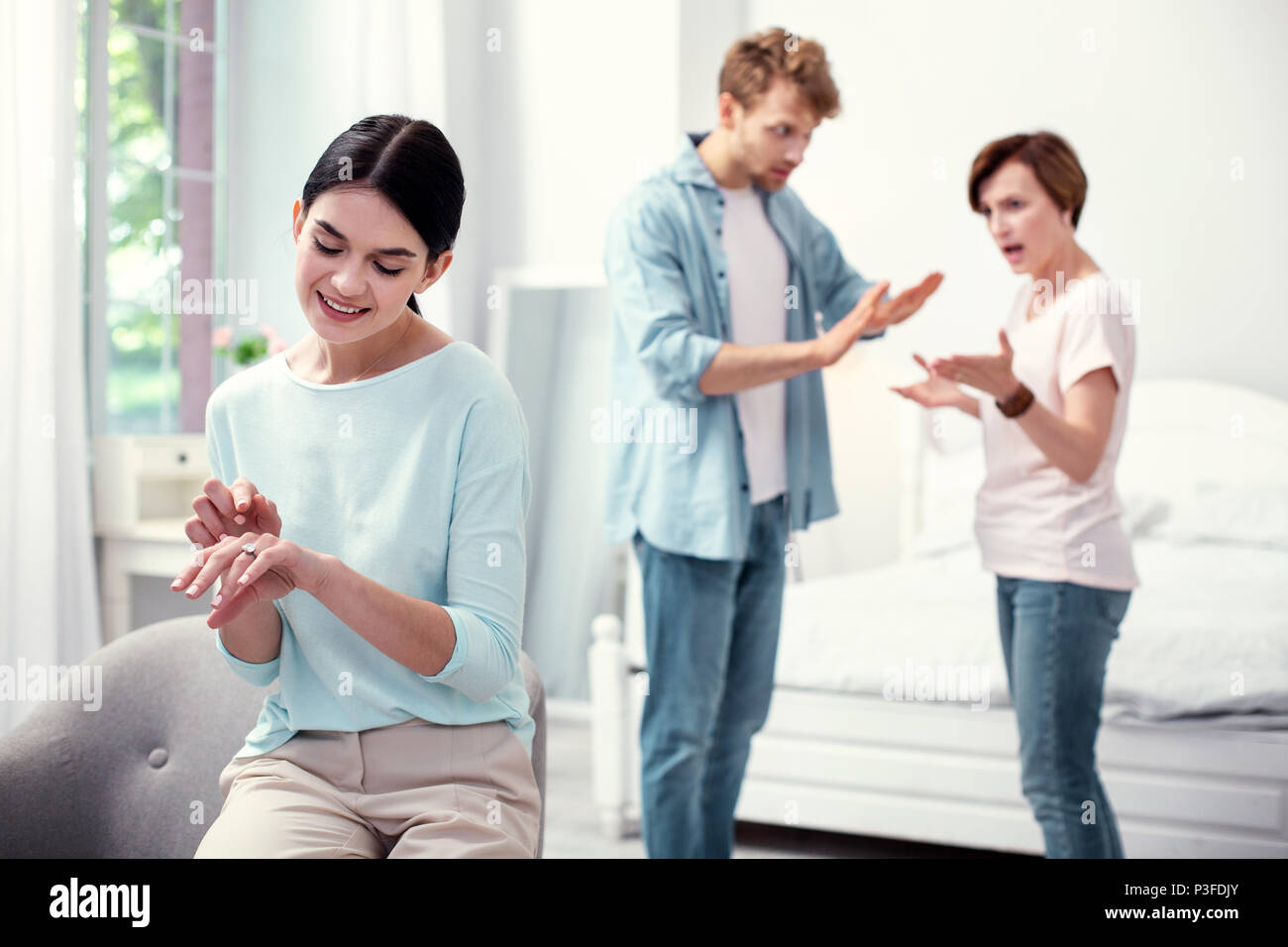 Meine frau und meine schwiegermutter -Fotos und -Bildmaterial in hoher Auflösung – Alamy