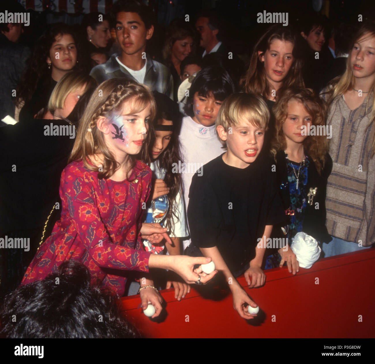 Macaulay culkin anna chlumsky girl -Fotos und -Bildmaterial in hoher ...
