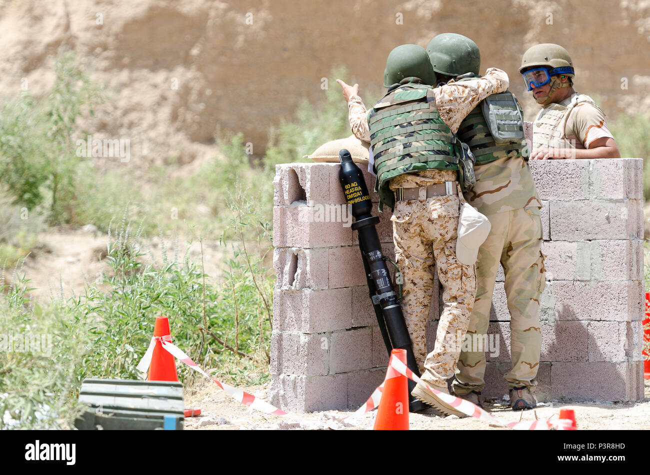 Operation panzerfaust -Fotos und -Bildmaterial in hoher Auflösung – Alamy