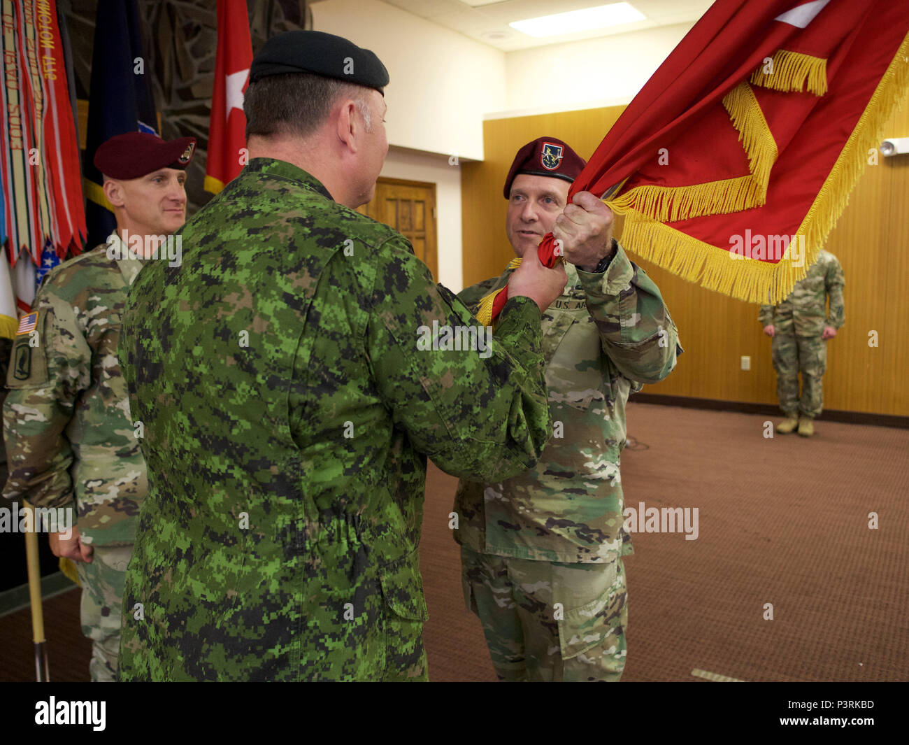 Us Army Alaska Commander Stockfotos und -bilder Kaufen - Alamy