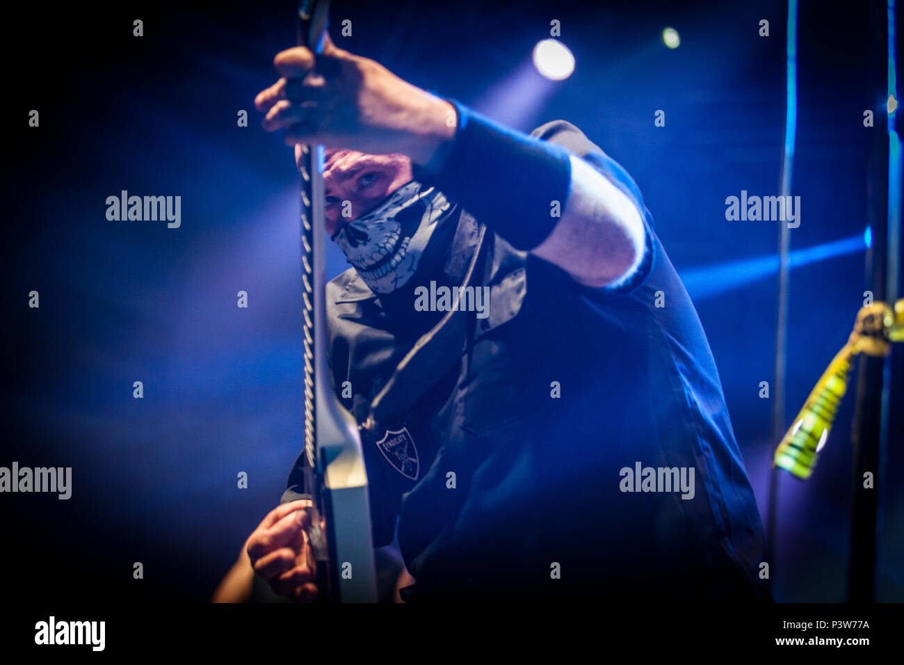 Rapper schauspieler eis t -Fotos und -Bildmaterial in hoher Auflösung ...