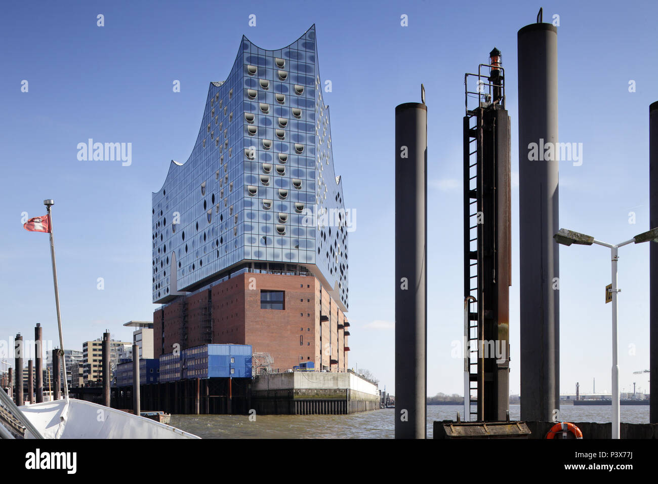 Hamburg, Deutschland, Elbphilharmonie in der HafenCity Stockfotografie ...