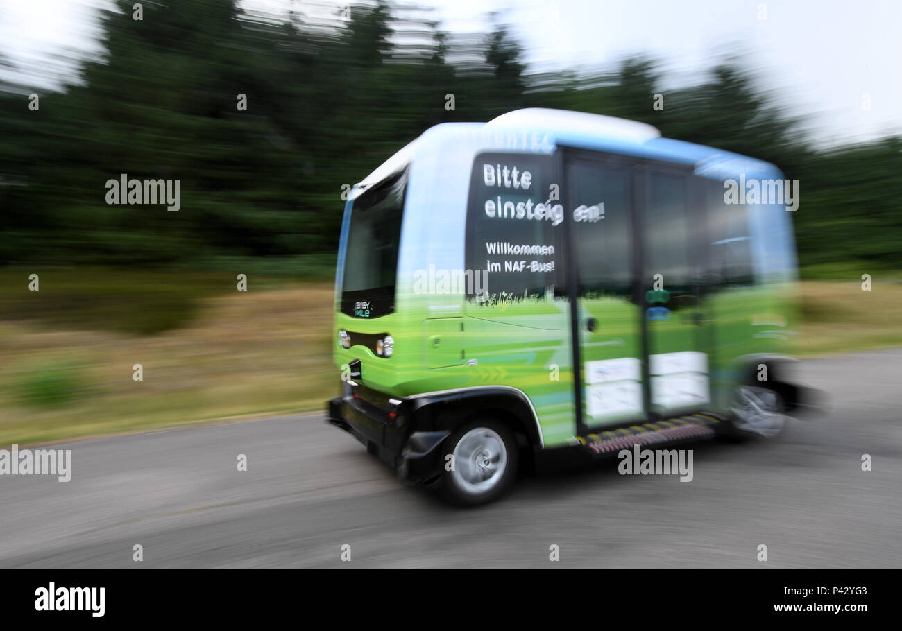Selbstfahrender bus -Fotos und -Bildmaterial in hoher Auflösung – Alamy