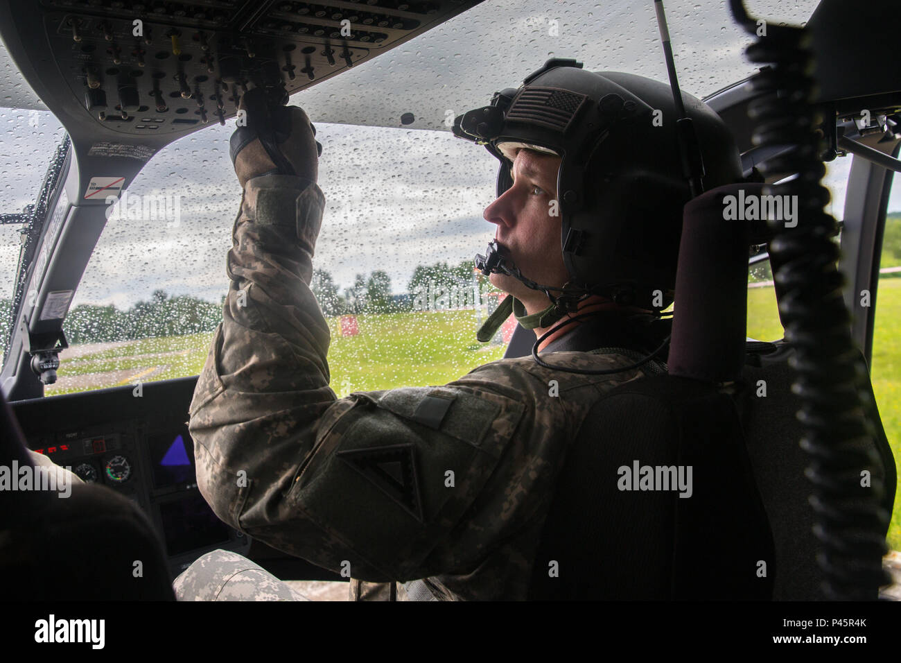 Ein US-Soldat von Joint Multinational Readiness Center (JMRC ...