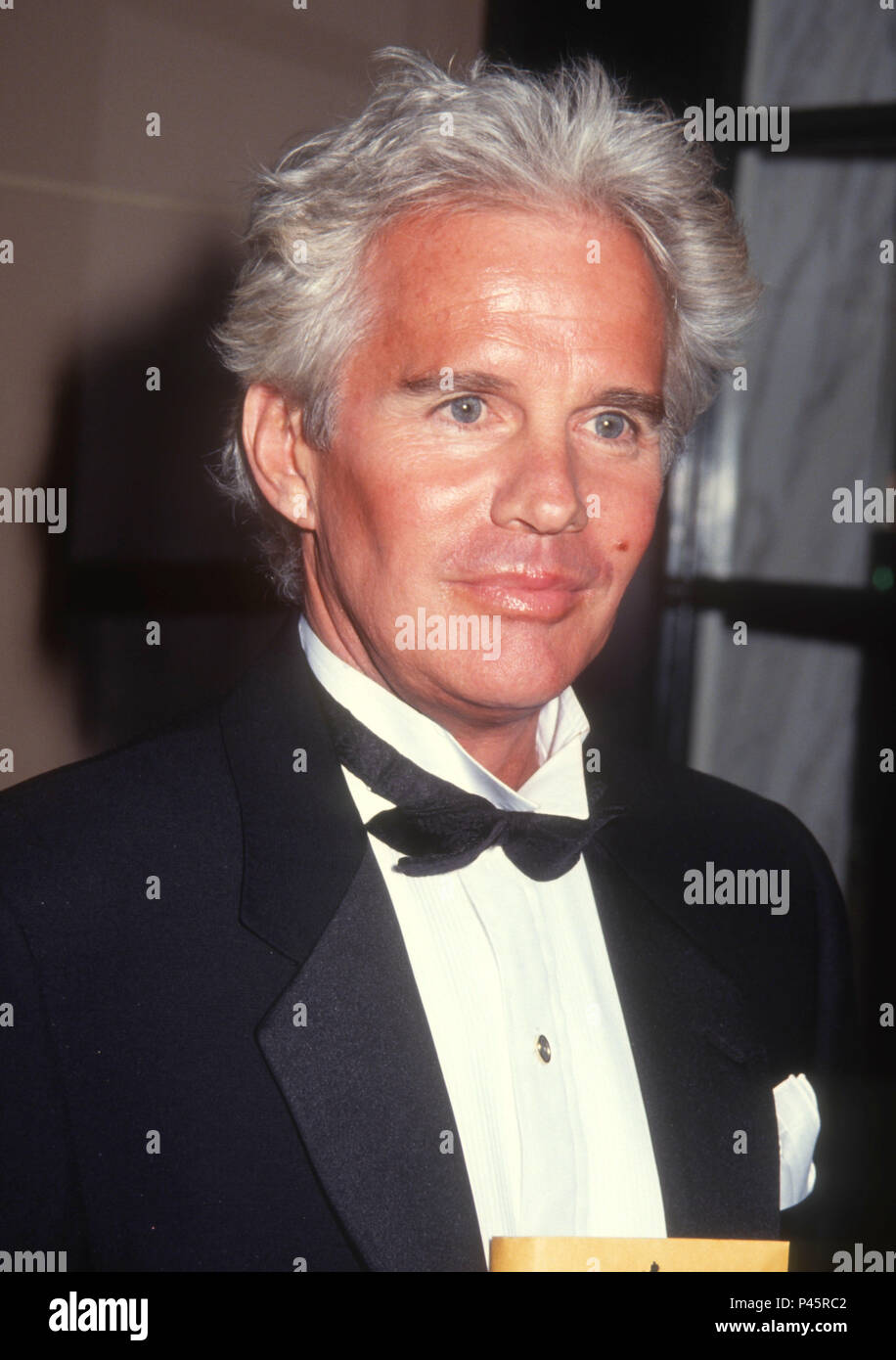 BEVERLY HILLS, Ca - 12. NOVEMBER: Schauspieler Dack Rambo nimmt 7 ...
