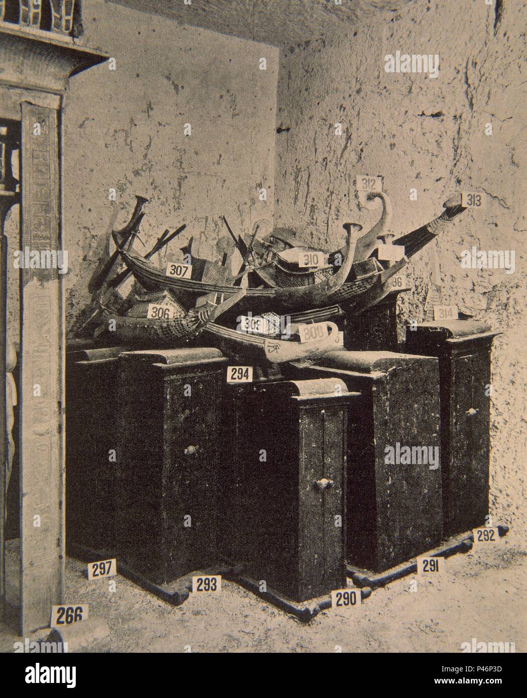 DESCUBRIMIENTO DE LA TUMBA DE TUTANKAMON 1926-34 ARCAS Y BARCAS. Lage ...