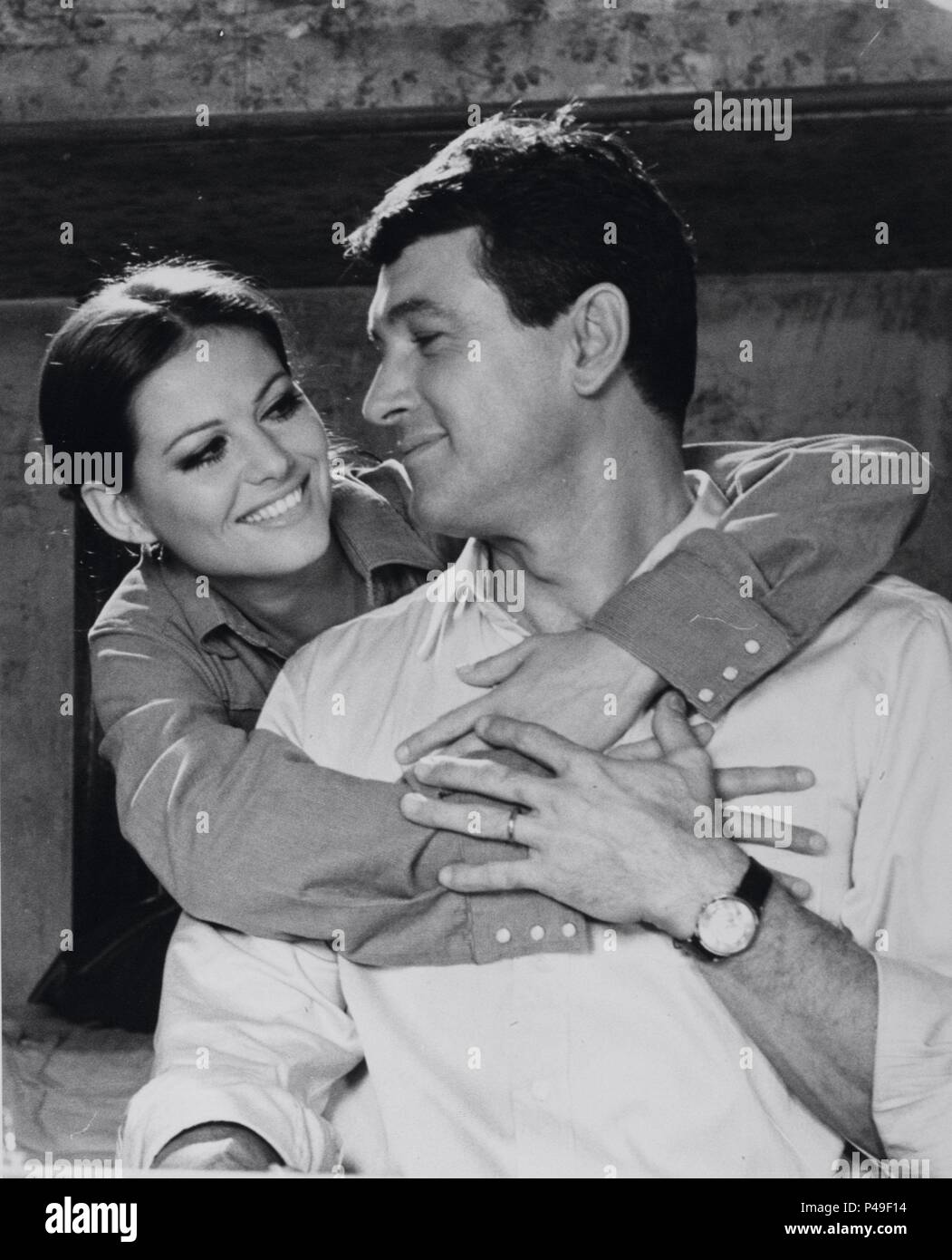 Claudia cardinale cristaldi -Fotos und -Bildmaterial in hoher Auflösung ...