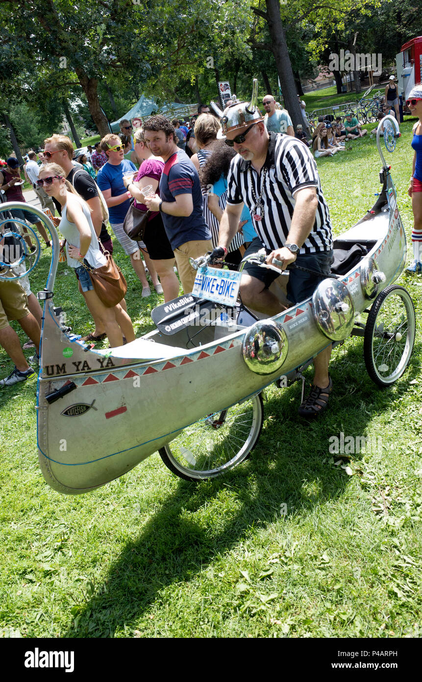 Wikinger dreirad -Fotos und -Bildmaterial in hoher Auflösung – Alamy