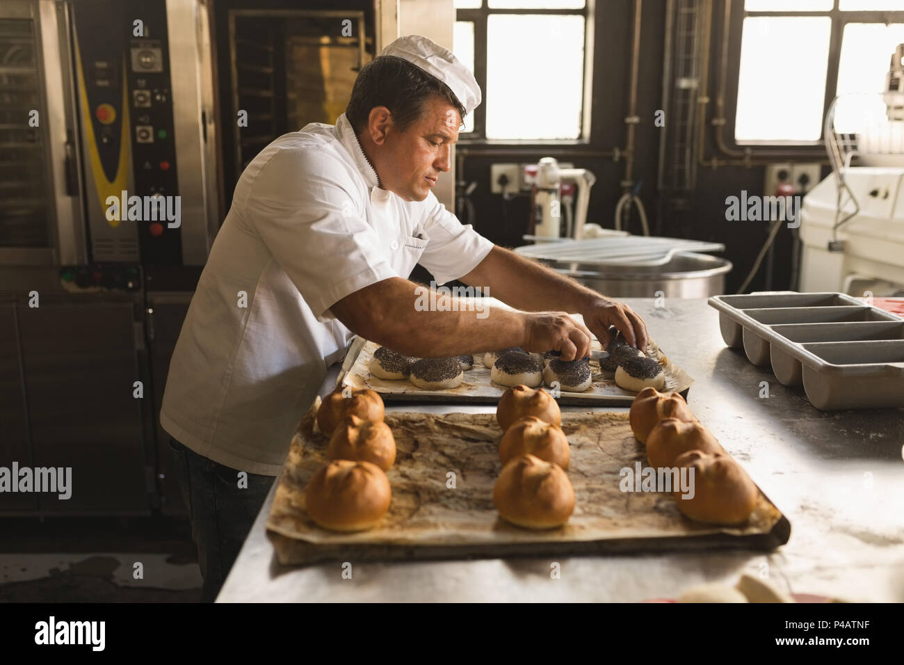 Kleine croissants -Fotos und -Bildmaterial in hoher Auflösung – Alamy