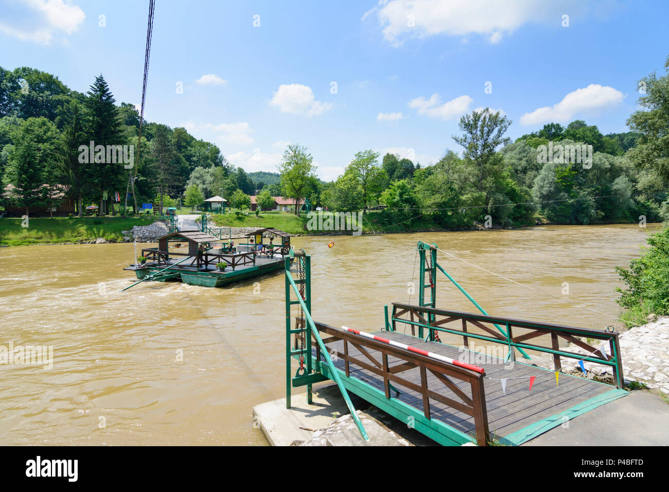 River mur -Fotos und -Bildmaterial in hoher Auflösung – Alamy