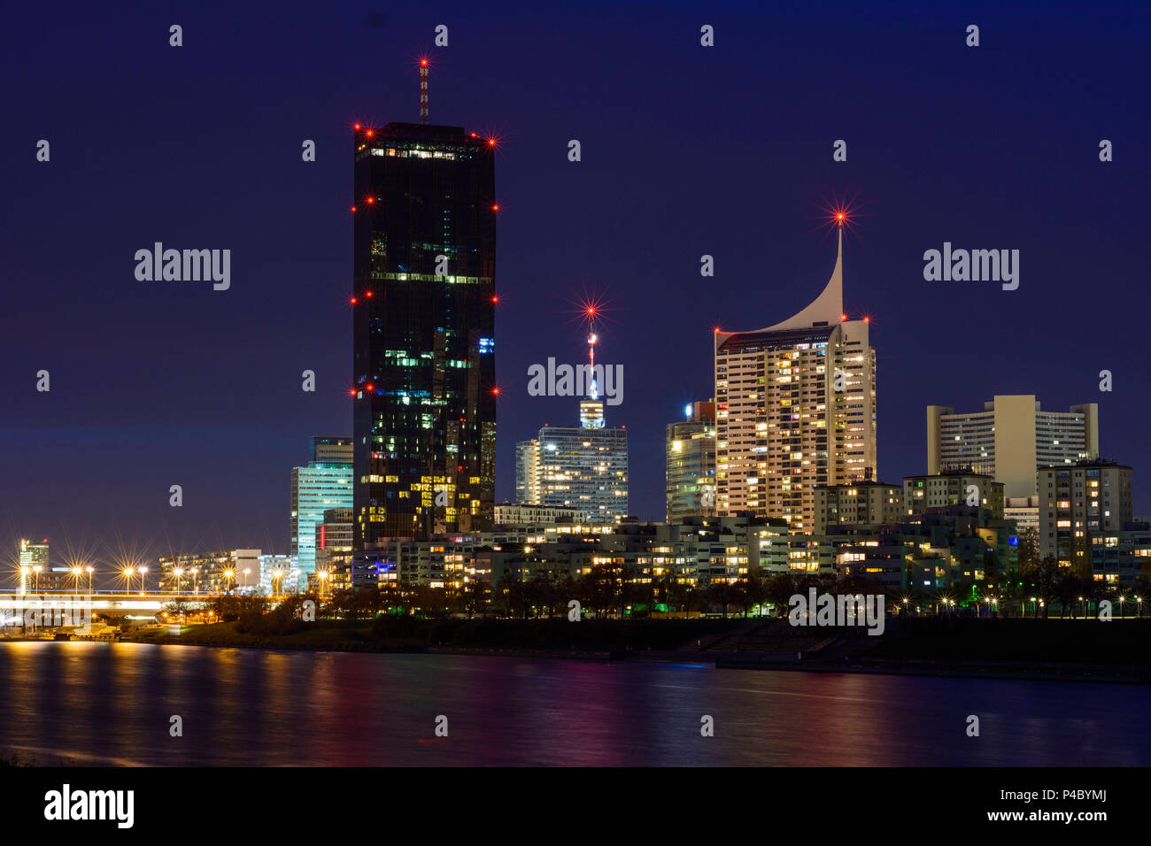 Wien, Neue Donau, Donaucity, DC Tower 1, Donauturm, Hochhaus "Hochhaus ...