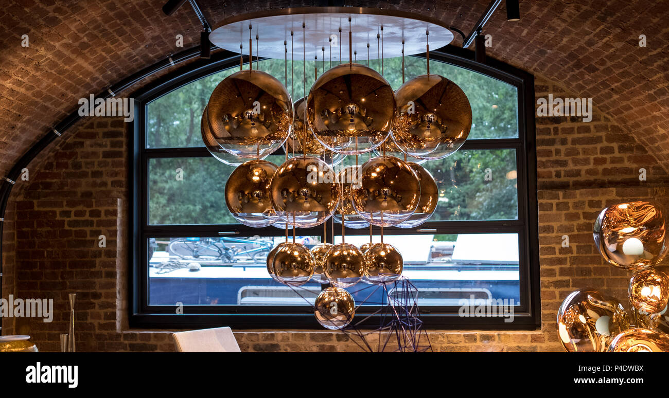 Tom dixon lichter -Fotos und -Bildmaterial in hoher Auflösung – Alamy