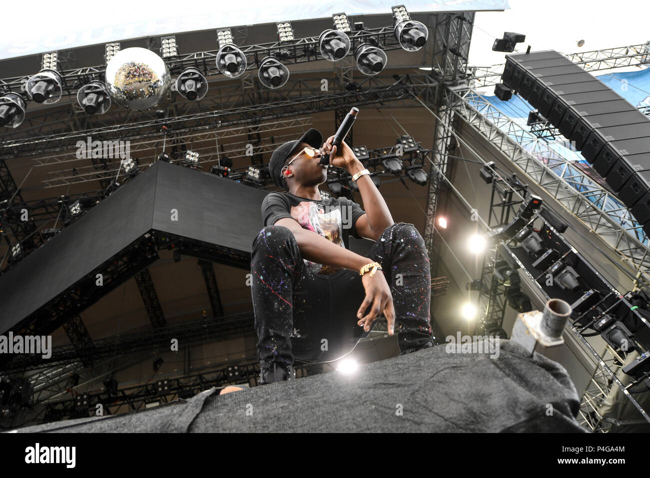 Mhd Rapper Stockfotos und -bilder Kaufen - Alamy