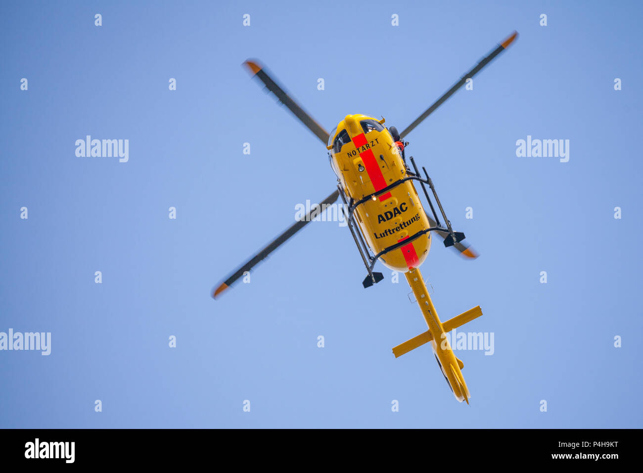 Adac helicopter -Fotos und -Bildmaterial in hoher Auflösung – Alamy