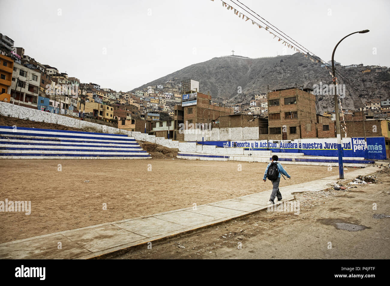 Lima Innenstadt Stadt mit Haus am Hügel, Lima, Peru Stockfotografie - Alamy