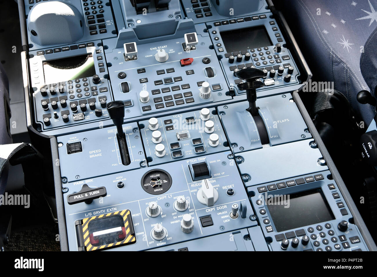 Lufthansa, Neue Lackierung, Airbus, A350, 900, A350-900, Cockpit, Panel ...