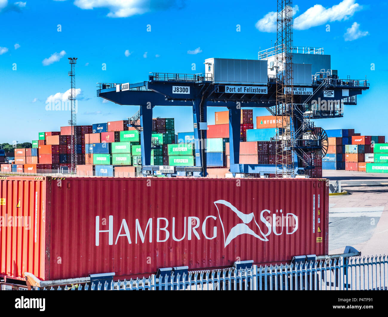 Der internationale Handel, der Welthandel. Containerschiffe Laden ...