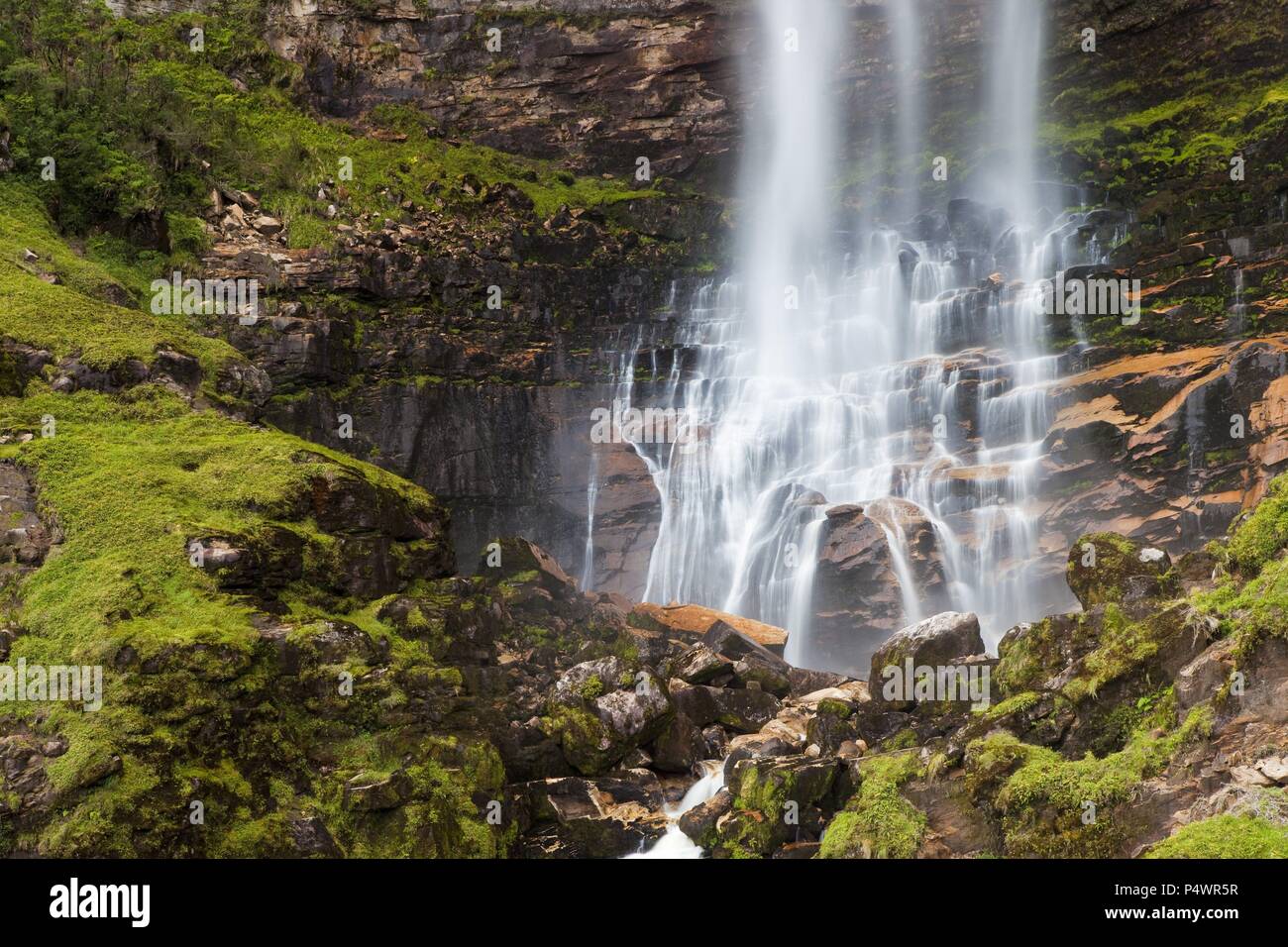 Wasserfall gocta -Fotos und -Bildmaterial in hoher Auflösung – Alamy