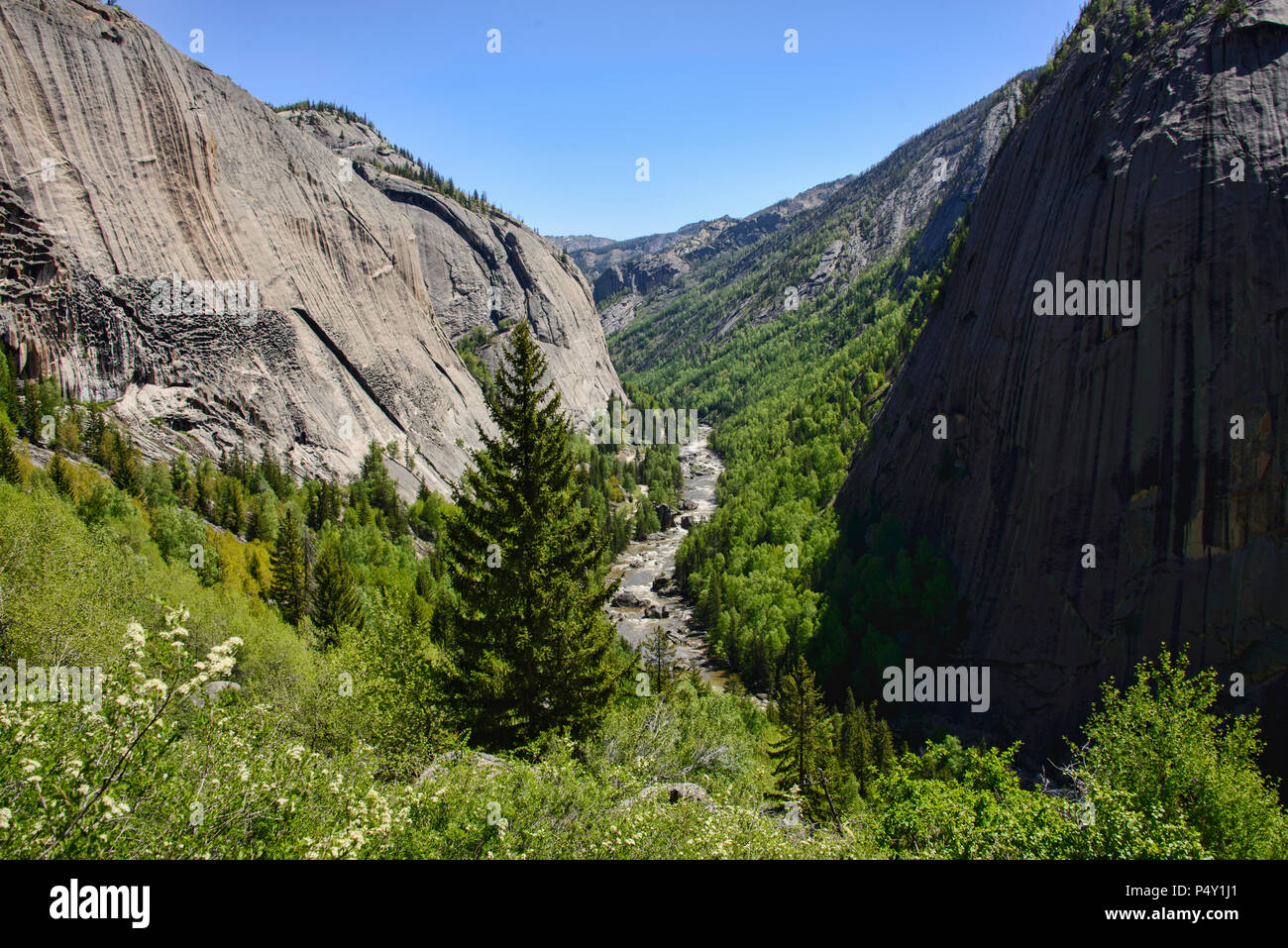 Geystischer nationalpark irtysh fluss keketuohai -Fotos und ...