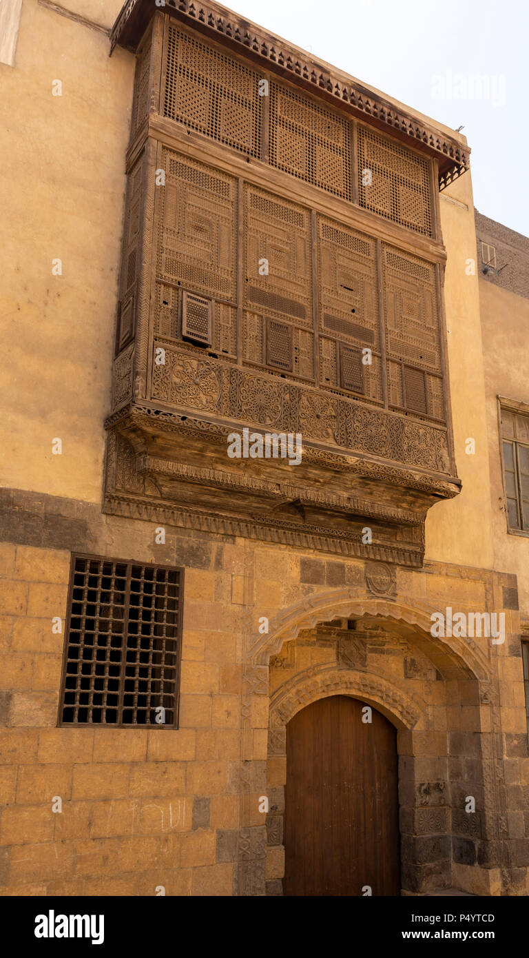 Carvedm fenster -Fotos und -Bildmaterial in hoher Auflösung – Alamy
