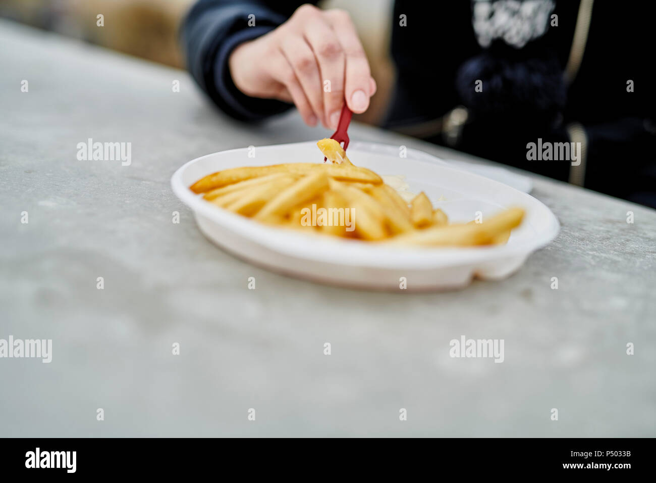 Pommes frites gabeln -Fotos und -Bildmaterial in hoher Auflösung – Alamy