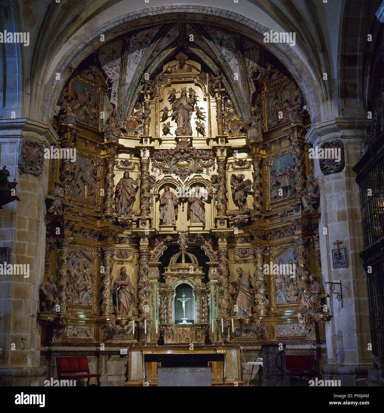 ARTE BARROCO. ESPAÑA. RETABLO MAYOR de la Iglesia de Isla. De Madera ...